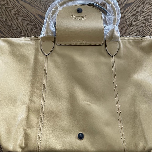 Longchamp | Bags | Longchamp Medium Le Pliage Cuir Top Handle Bag ...